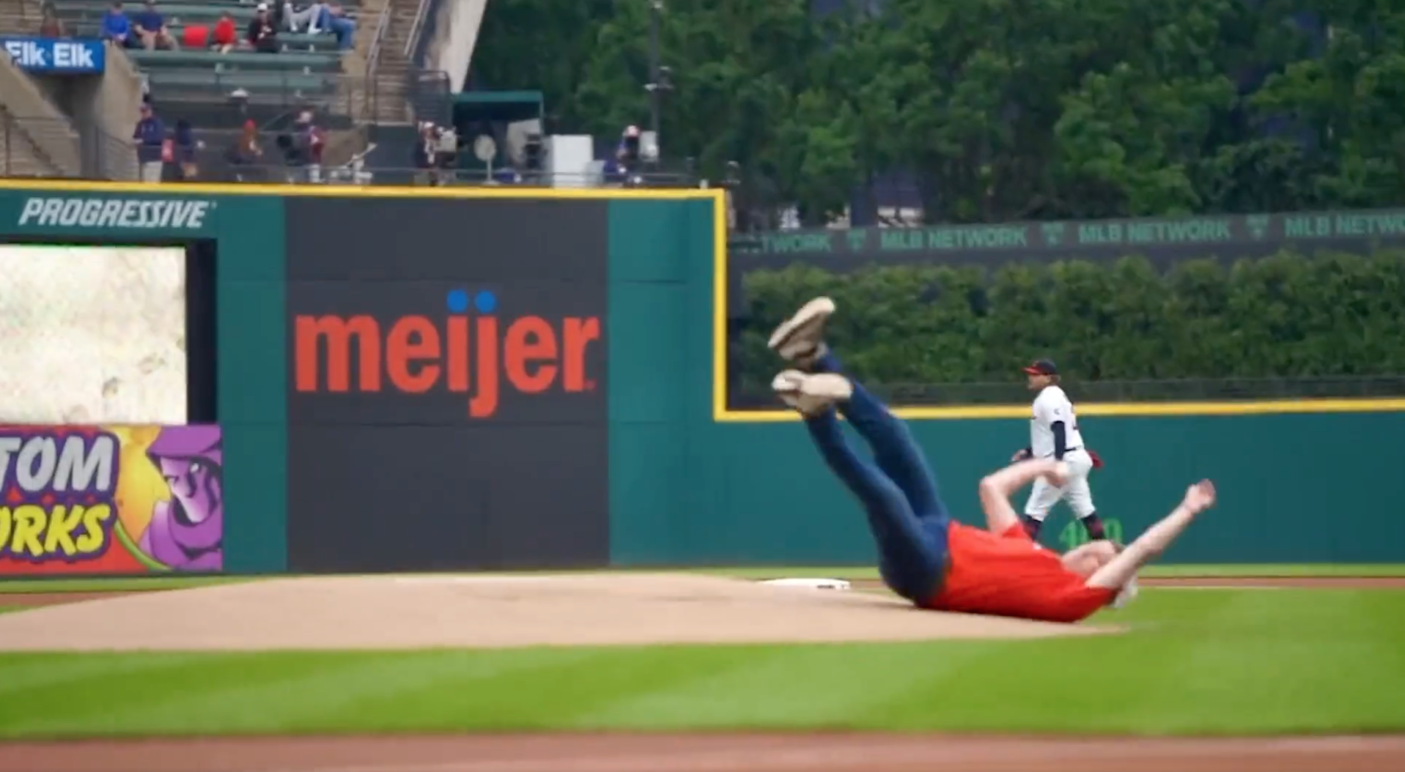 TikTok Star Has All-Time Worst First Pitch at Guardians Game