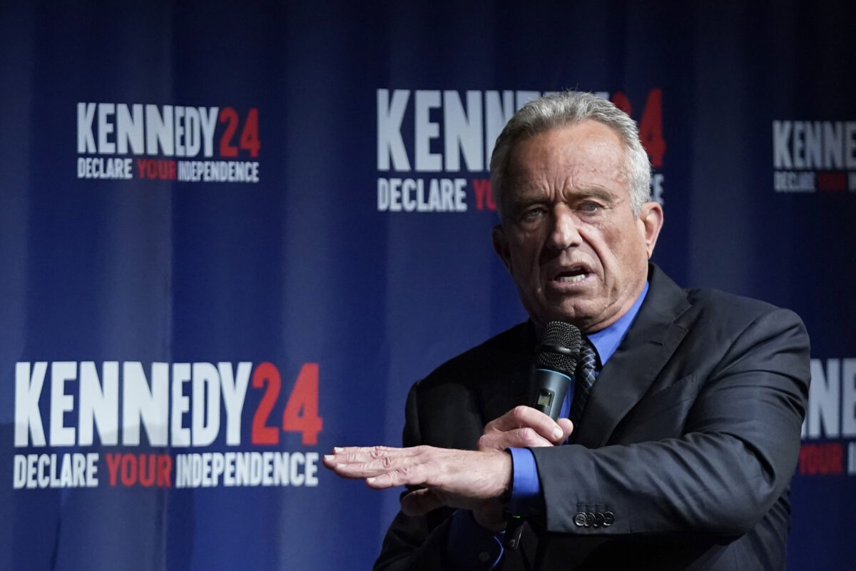 RFK Jr. Presidential Campaign Faces Staff Exodus: 'Mess'
