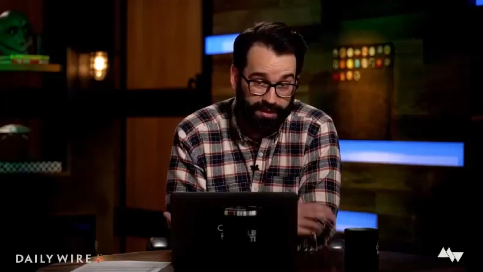 Matt Walsh Urges Trump Fire Bondi Over Charlie Kirk Comments