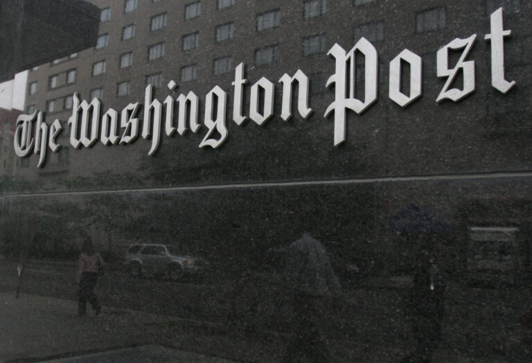 Jeff Bezos' Effort to Push Washington Post Right Not Working