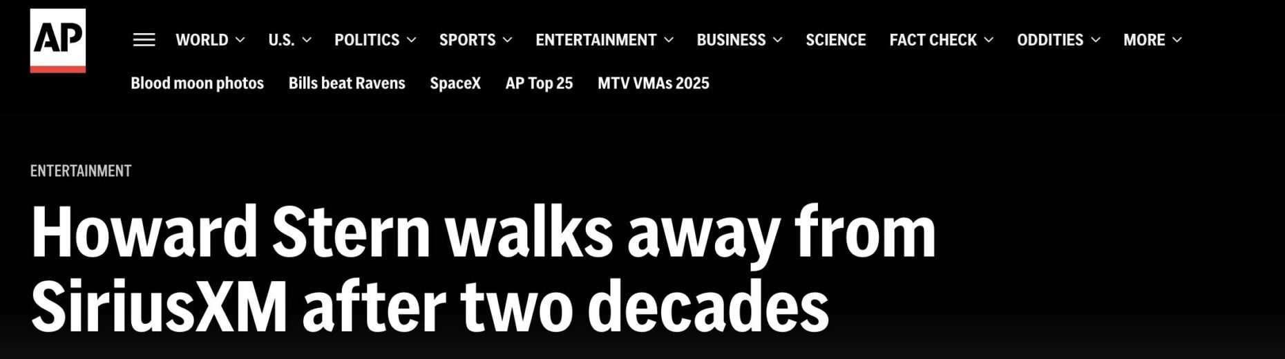 Howard Stern Re-Signs With SiriusXM, Pranks Media